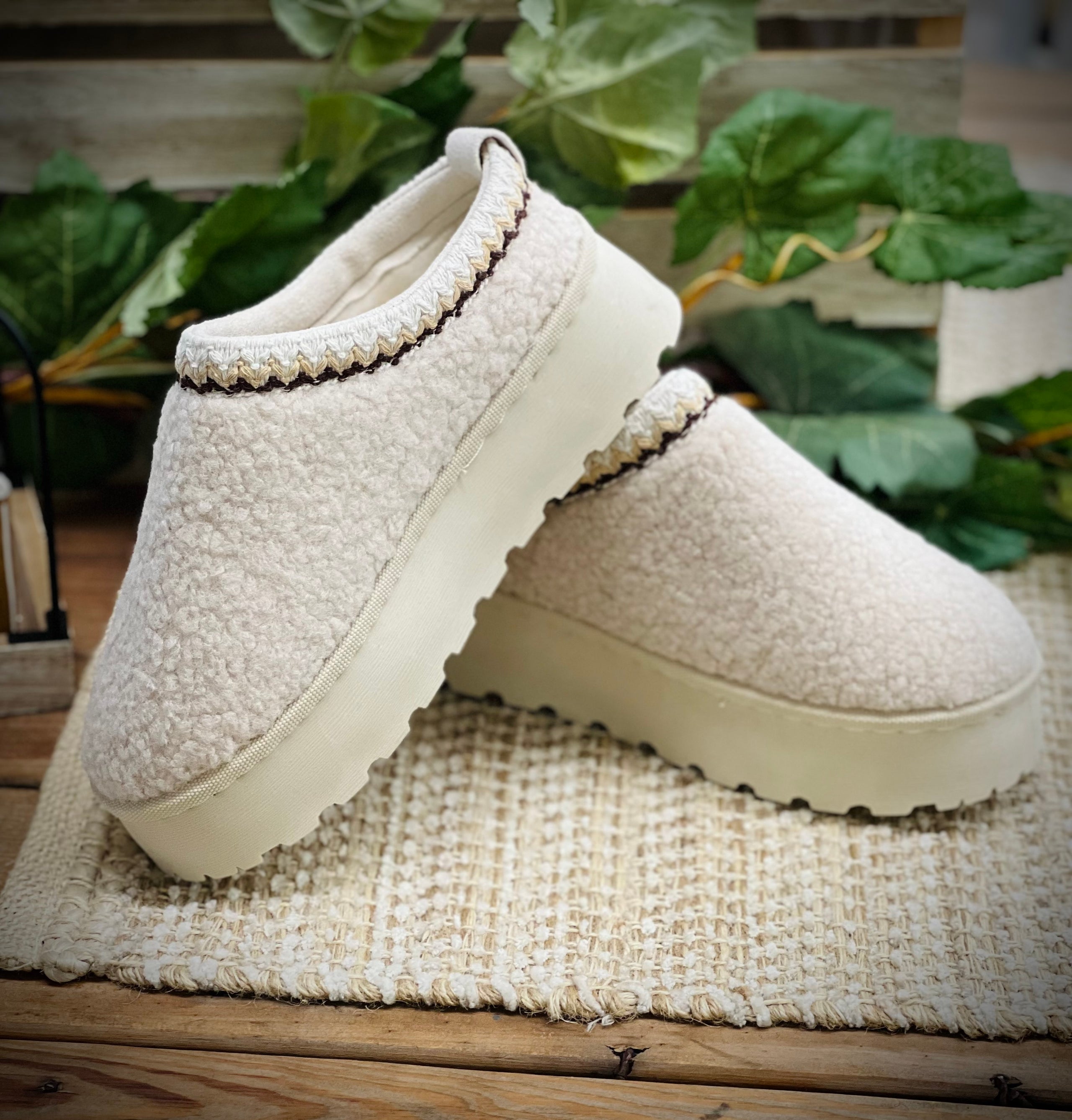 SHERPA PLATFORM SLIPPERS | Vintage Sun Tanning And Mercantile LLC